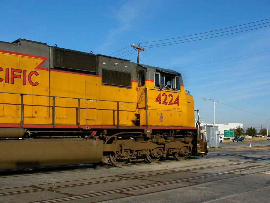 UP 4224